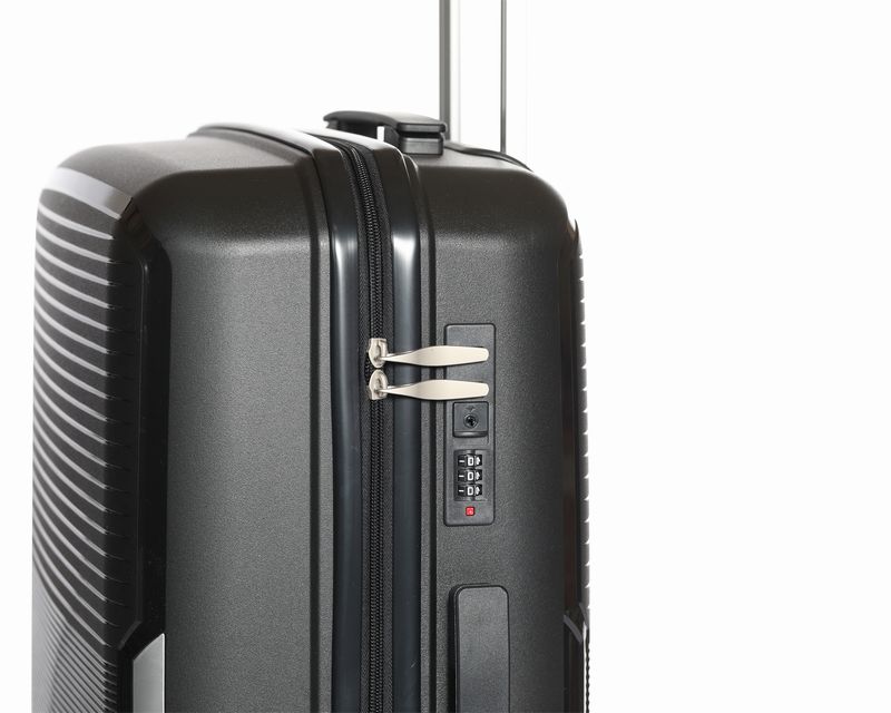 Airline Bags : Shield Elite V 69cm spinner black